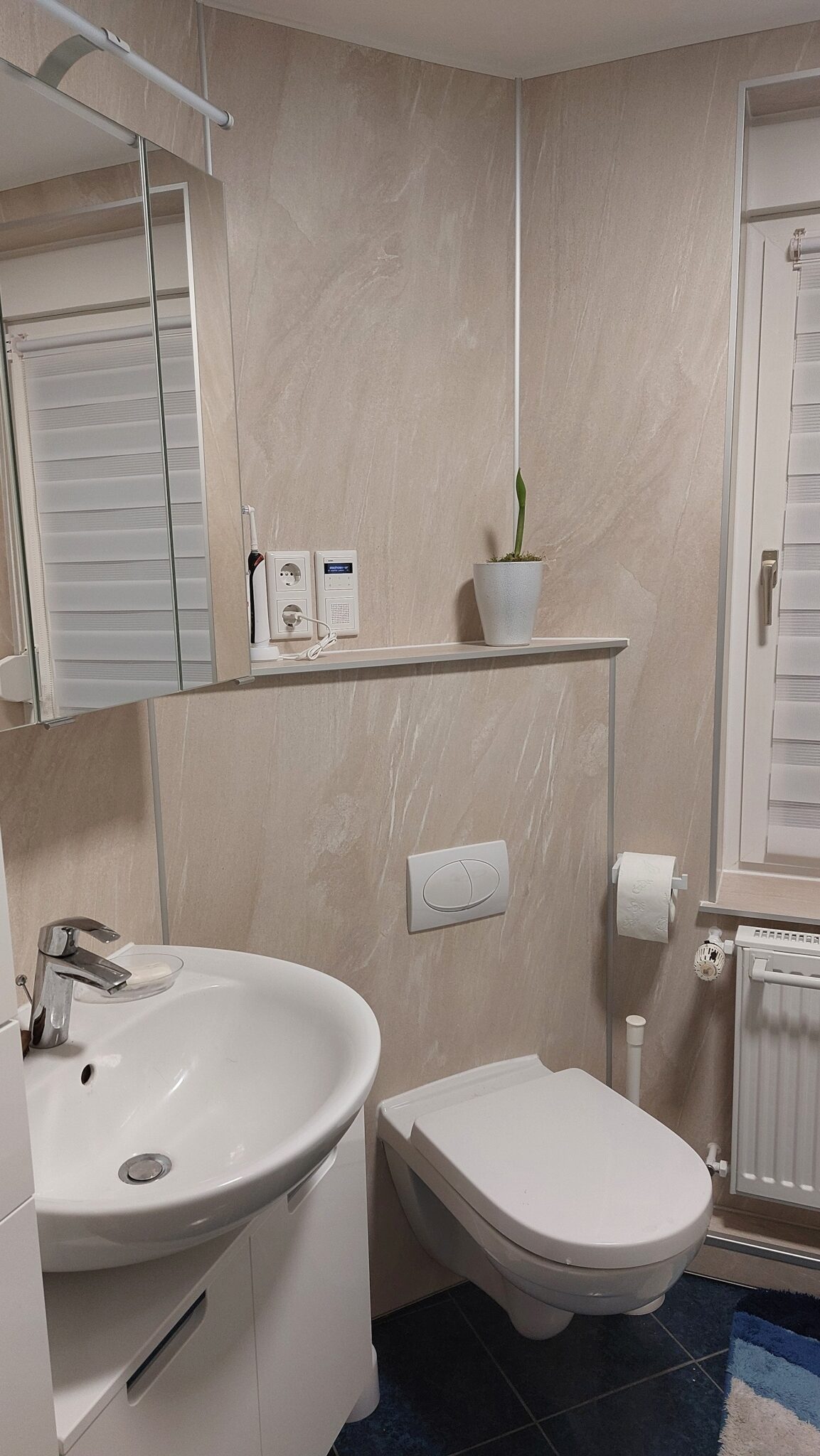 Respatex | Fugenlose & wasserdichte Wandverkleidung