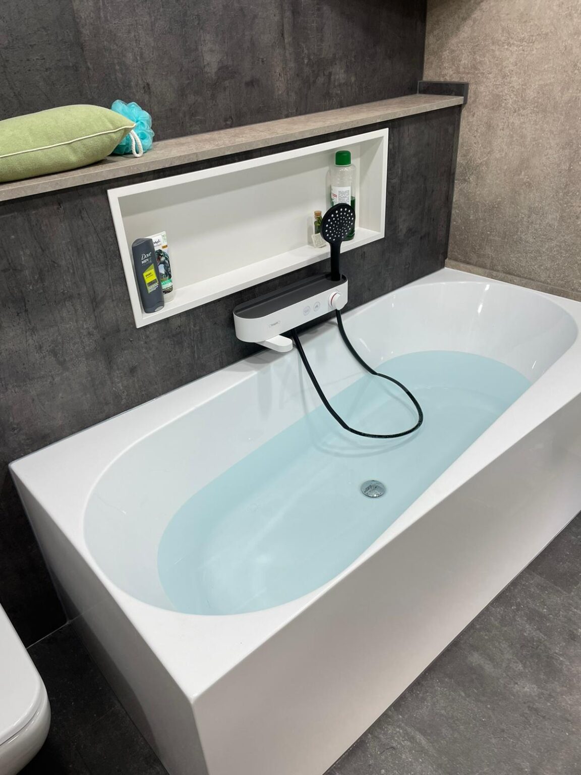 Respatex | Fugenlose & wasserdichte Wandverkleidung